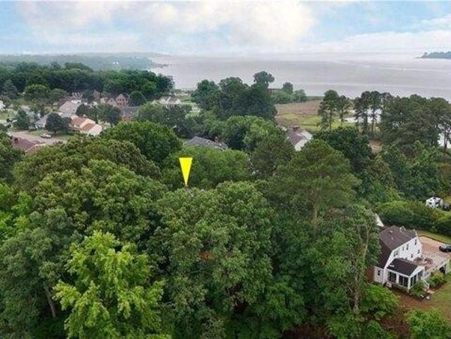 house with 4 bedroom, Newport News VA ES104909420