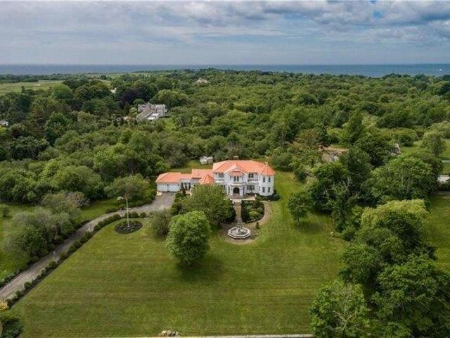 house with 4 bedroom, Newport RI DS104234916