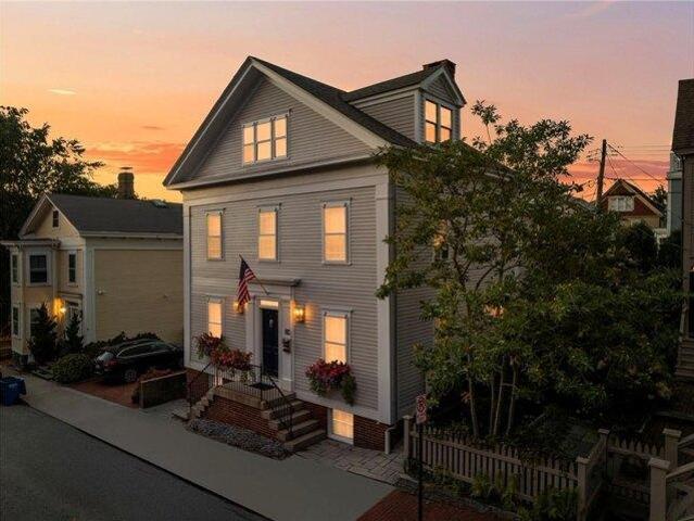 house with 4 bedroom, Newport RI DS102061108