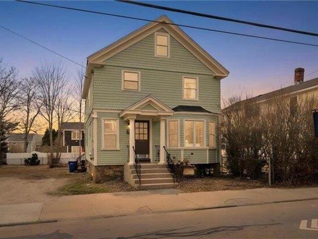 house with 4 bedroom, Newport RI DS102559320