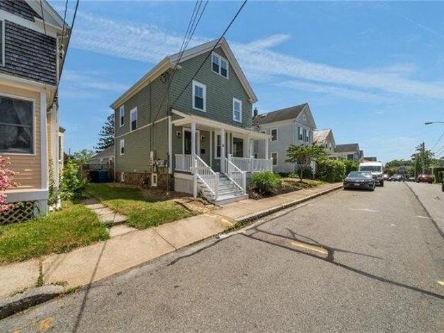 house with 4 bedroom, Newport RI ES103495036
