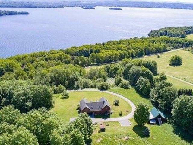 house with 4 bedroom, Newport VT DLS102823777