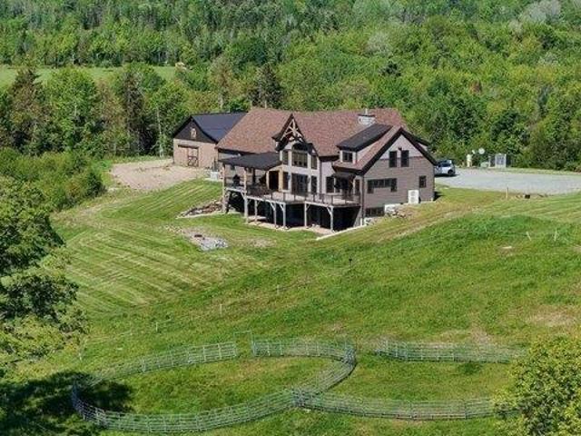 house with 4 bedroom, Newport VT ES105175468