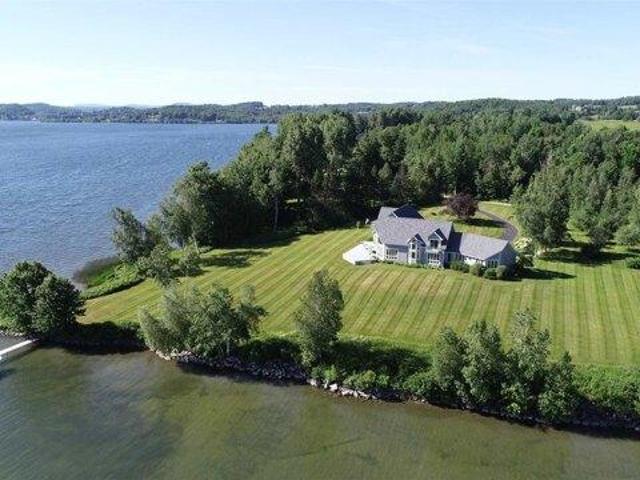 house with 4 bedroom, Newport VT ES103071450