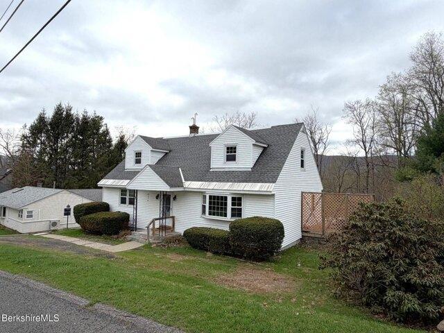 house with 4 bedroom, North Adams MA DS102343756