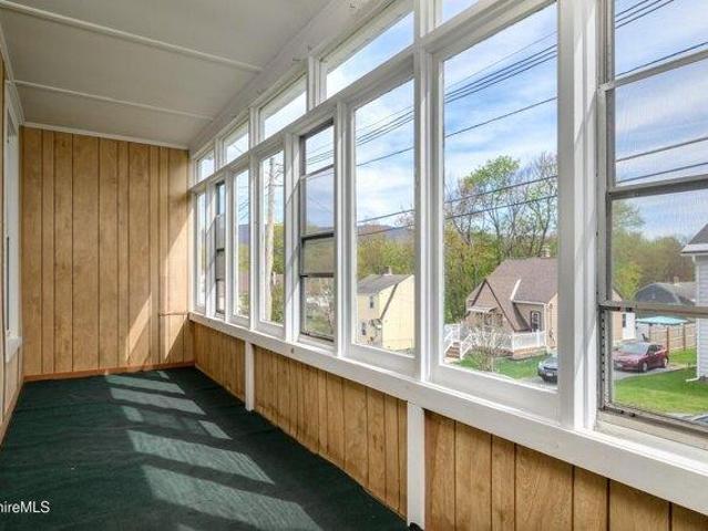 house with 4 bedroom, North Adams MA ES102823927