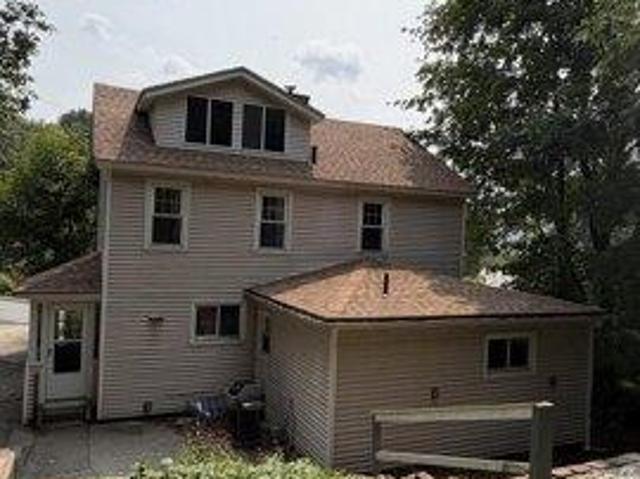 house with 4 bedroom, North Adams MA ES104831924