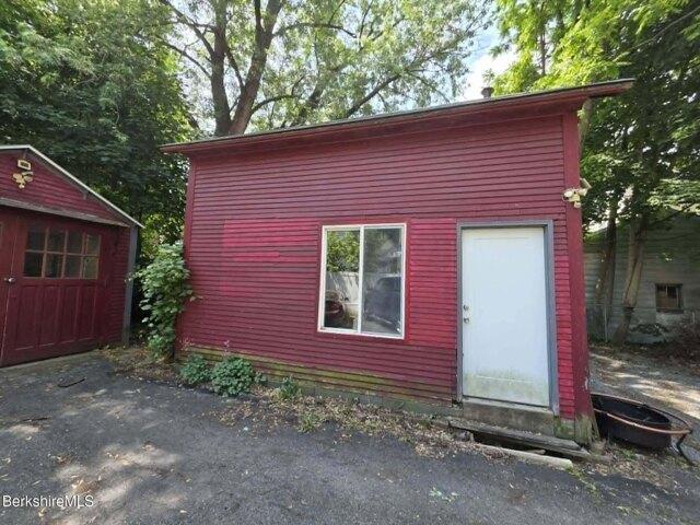 house with 4 bedroom, North Adams MA ES105159594