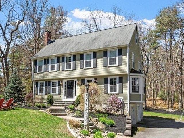 house with 4 bedroom, North Andover MA DLS102561188