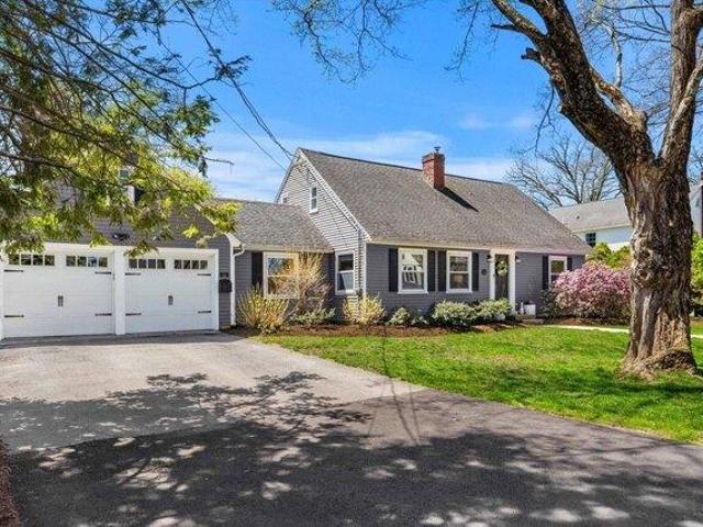 house with 4 bedroom, North Andover MA DLS102633642