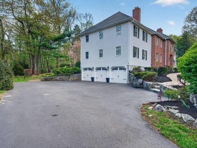 house with 4 bedroom, North Andover MA DLS102724219