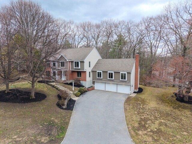 house with 4 bedroom, North Andover MA DLS102960800