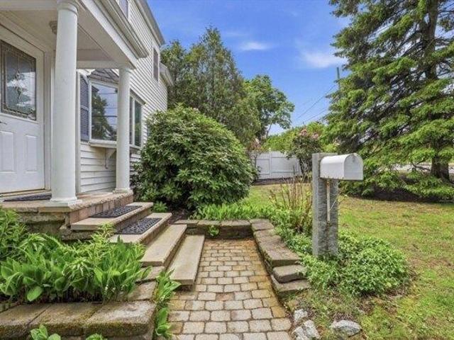 house with 4 bedroom, North Andover MA DS102724074