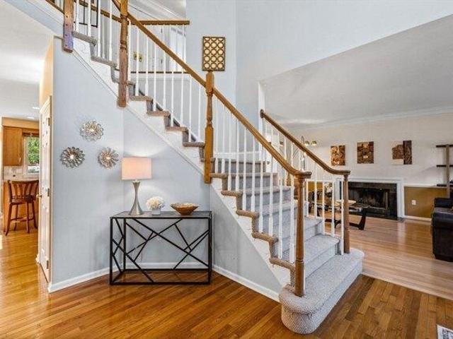 house with 4 bedroom, North Andover MA ES103433702