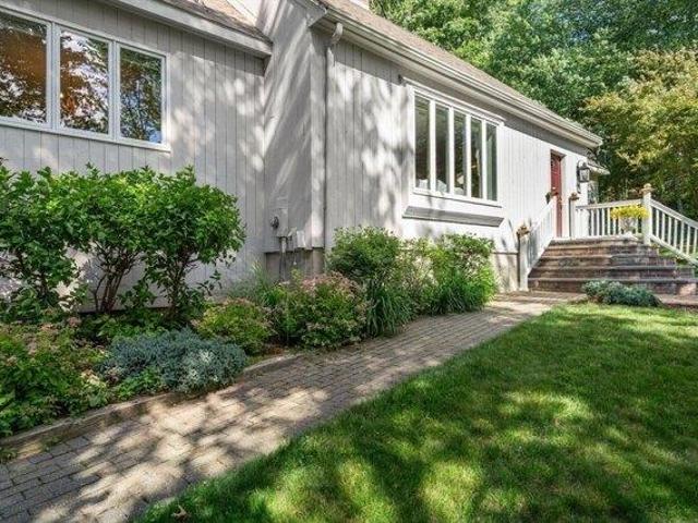 house with 4 bedroom, North Andover MA ES103622403