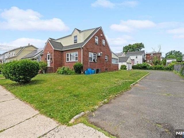 house with 4 bedroom, North Arlington NJ ES104478203