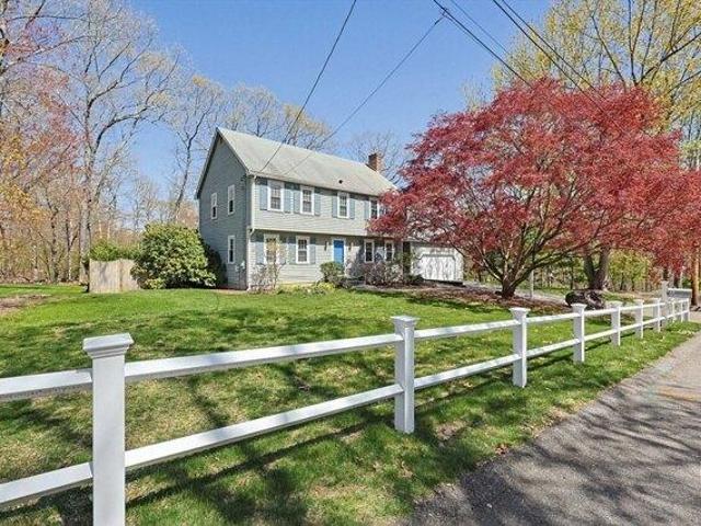 house with 4 bedroom, North Attleboro MA DS102410782