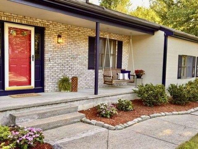 house with 4 bedroom, North Attleboro MA DS104044588