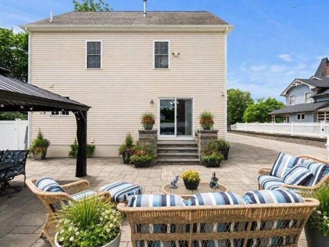 house with 4 bedroom, North Attleboro MA ES103494854