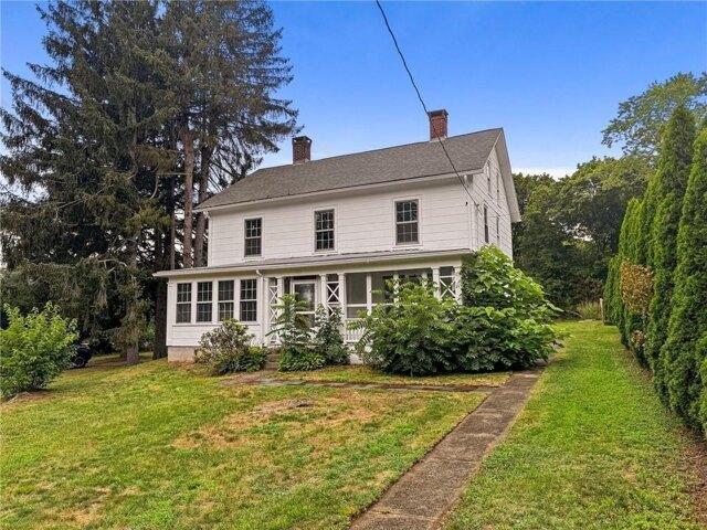 house with 4 bedroom, North Attleboro MA ES105157255