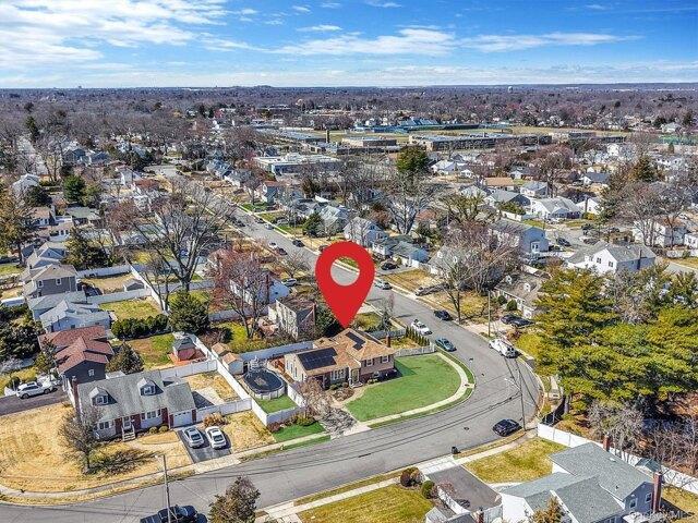 house with 4 bedroom, North Babylon NY ES103601293