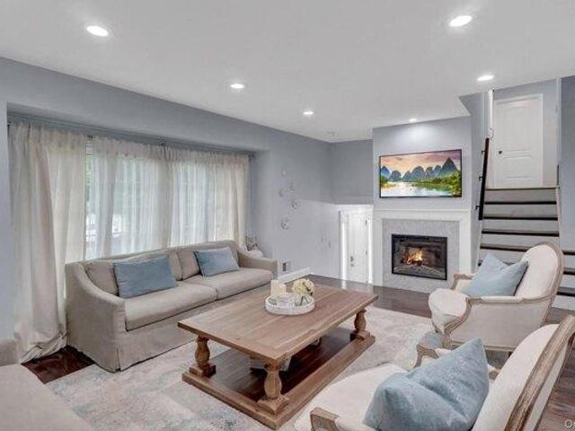 house with 4 bedroom, North Babylon NY ES103622644