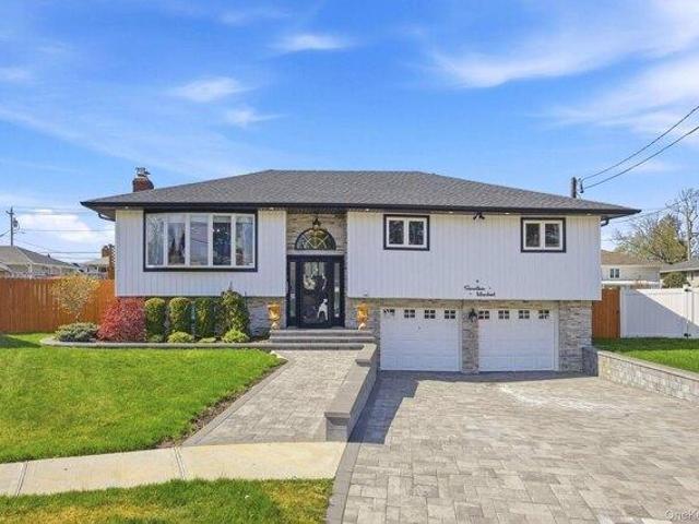 house with 4 bedroom, North Bellmore NY DS103620144