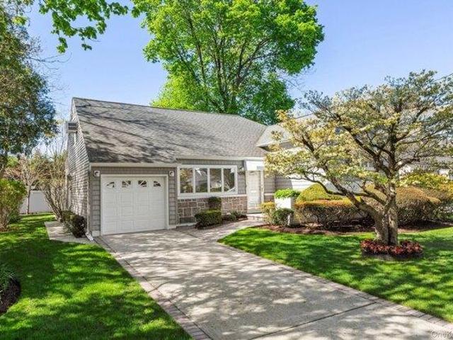 house with 4 bedroom, North Bellmore NY DS103620102