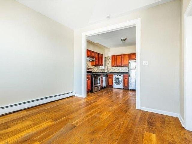 house with 4 bedroom, North Bergen NJ DLS102531892