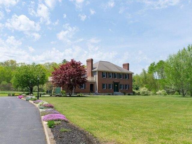 house with 4 bedroom, North Brookfield MA ES104835160