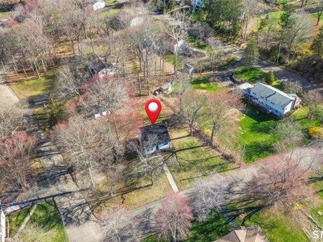 house with 4 bedroom, North Branford CT ES104807811