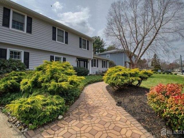house with 4 bedroom, North Brunswick NJ DS101800562