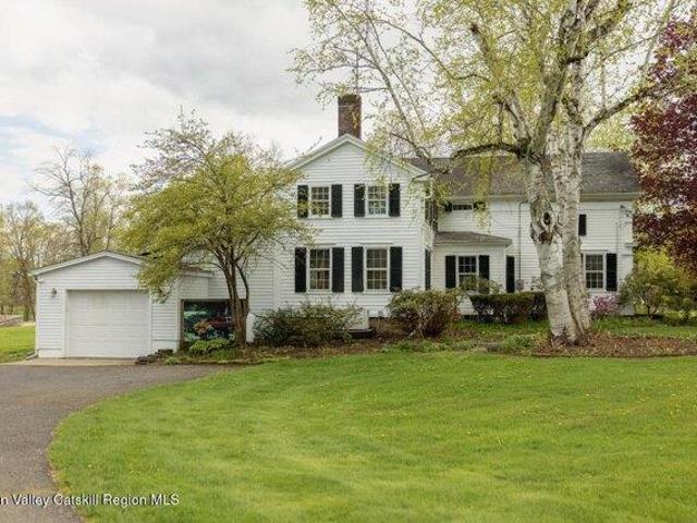 house with 4 bedroom, North Chatham NY ES103620135
