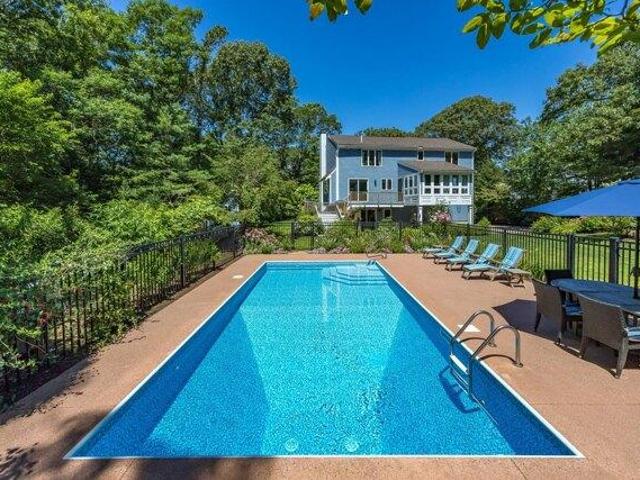 house with 4 bedroom, North Falmouth MA ES103435424
