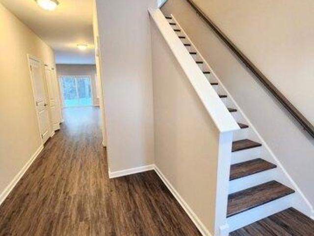 house with 4 bedroom, North Haven CT DLS102064553