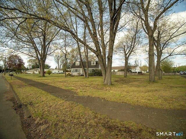 house with 4 bedroom, North Haven CT DLS103072589