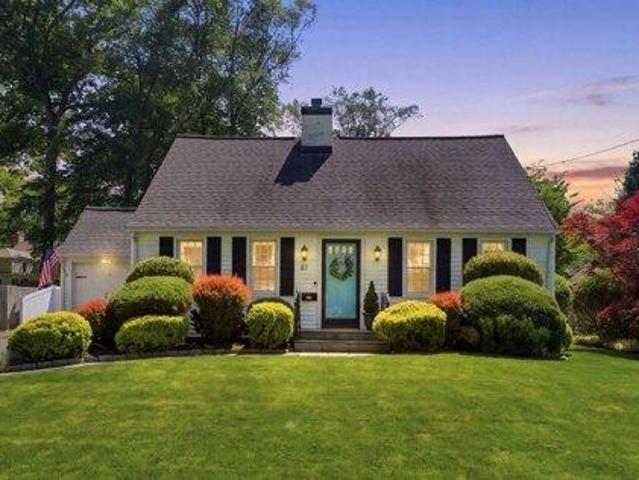 house with 4 bedroom, North Haven CT DS102585806