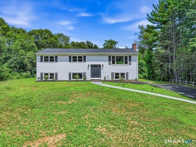 house with 4 bedroom, North Haven CT DS104150182