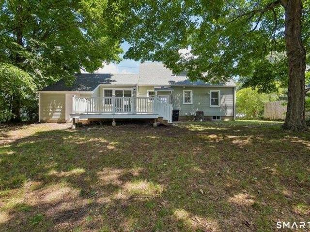 house with 4 bedroom, North Haven CT DS104115482