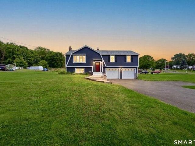house with 4 bedroom, North Haven CT DS104407498