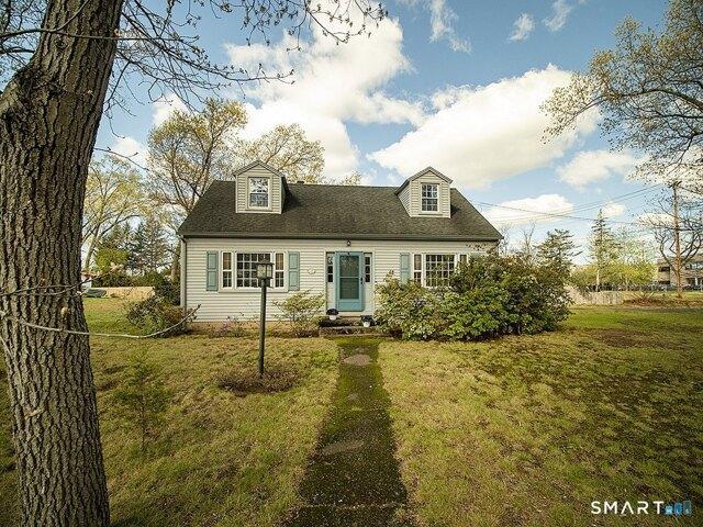 house with 4 bedroom, North Haven CT ES103072589