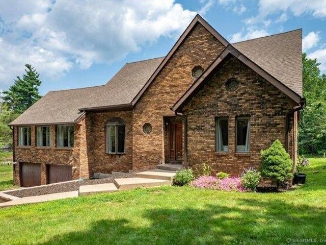 house with 4 bedroom, North Haven CT ES103099024