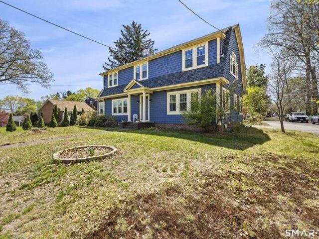 house with 4 bedroom, North Haven CT ES104835662