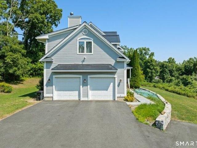 house with 4 bedroom, North Haven CT ES104920651