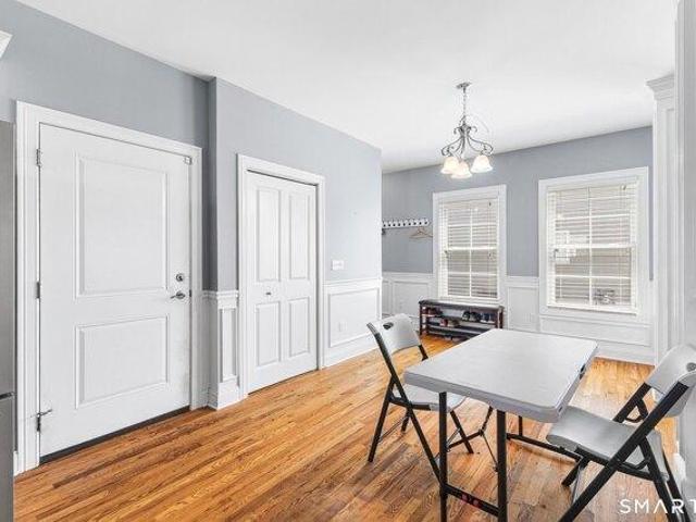 house with 4 bedroom, North Haven CT ES105144495