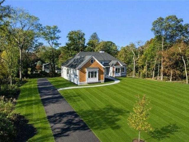 house with 4 bedroom, North Kingstown RI DLS102960077