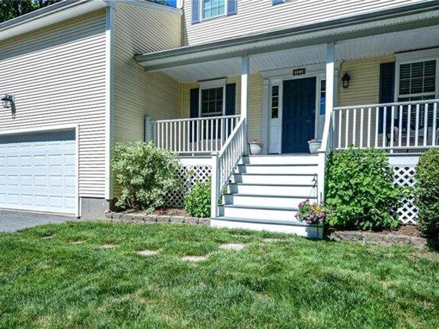house with 4 bedroom, North Kingstown RI DLS103097798