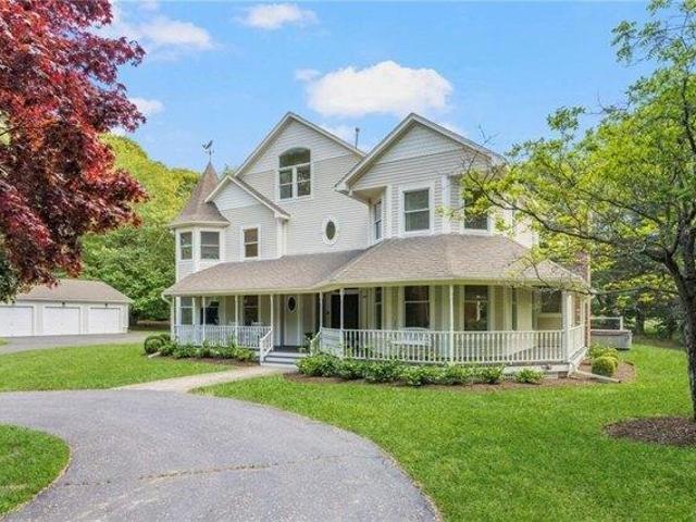 house with 4 bedroom, North Kingstown RI DLS103099241