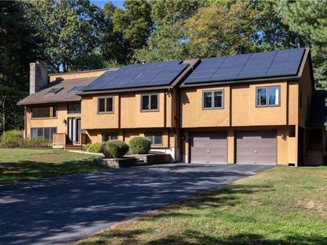 house with 4 bedroom, North Kingstown RI DS102410811