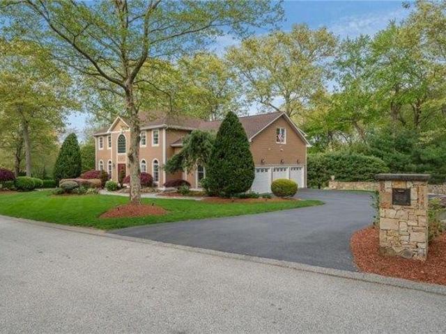 house with 4 bedroom, North Kingstown RI DS102560623